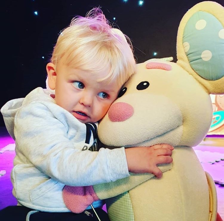 Pipsqueak’s Mouse House x – Nat Dawson