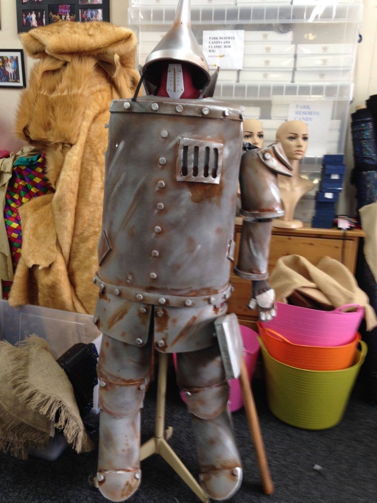 Costumes – Nat Dawson